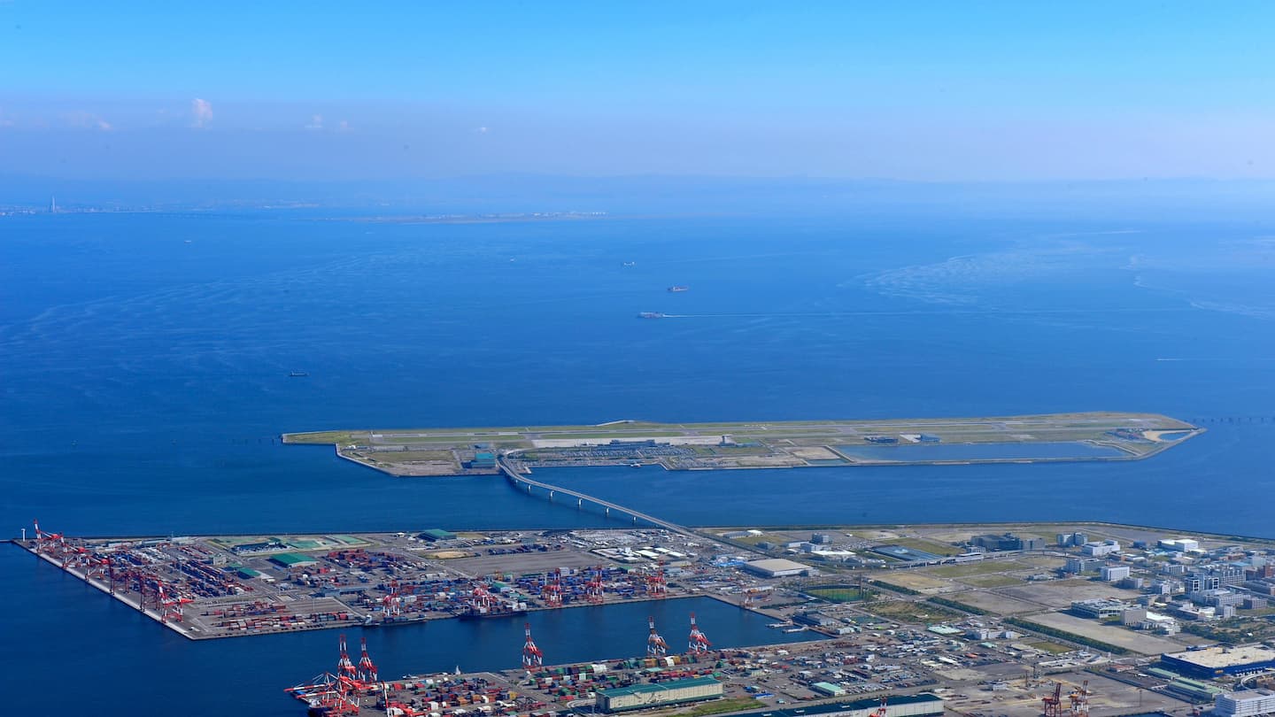 神戸空港からUSJ（ユニバ）への行き方3選！バス・電車でのアクセス方法を解説 | NEWT（ニュート）